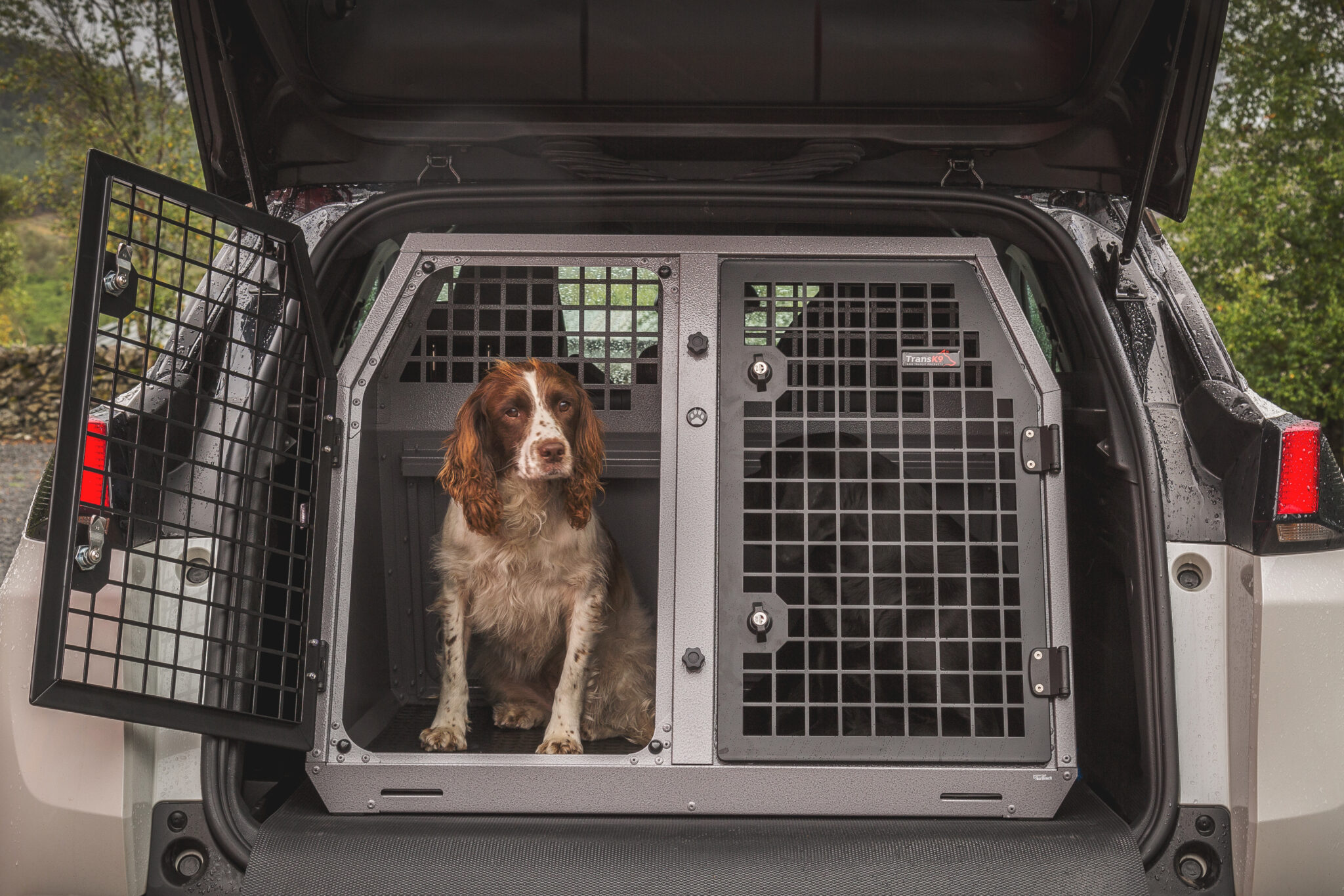 K9/C16 Car Dog Crate Audi Q5, Ford Kuga, Volkswagen | TransK9