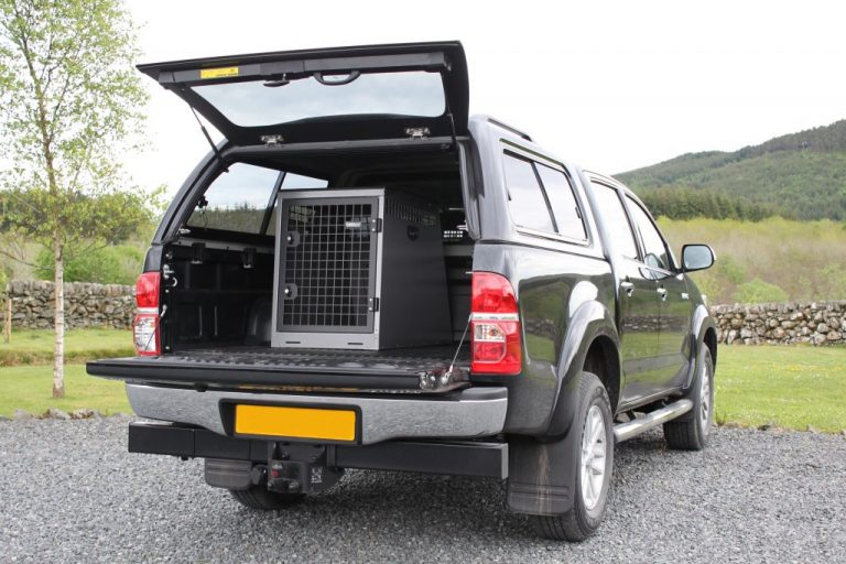 Car Dog Cages, Crates & Transit Boxes for Hilux 2005 – Present | TransK9