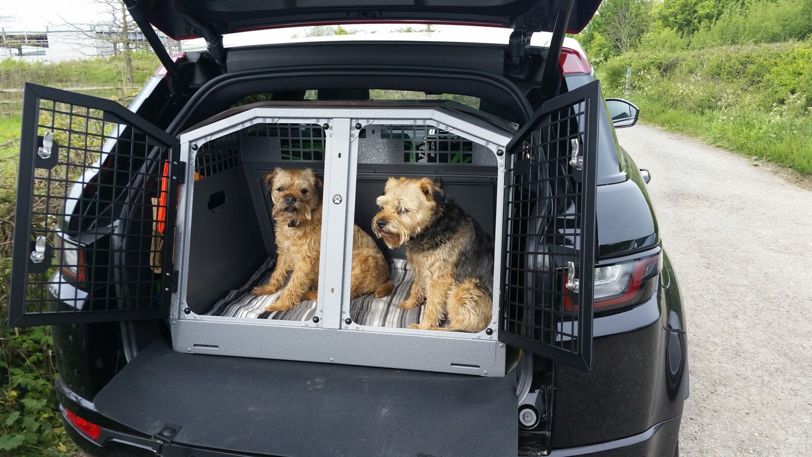 K9/C25 Car Dog Crate for Range Rover Evoque BMW | TransK9