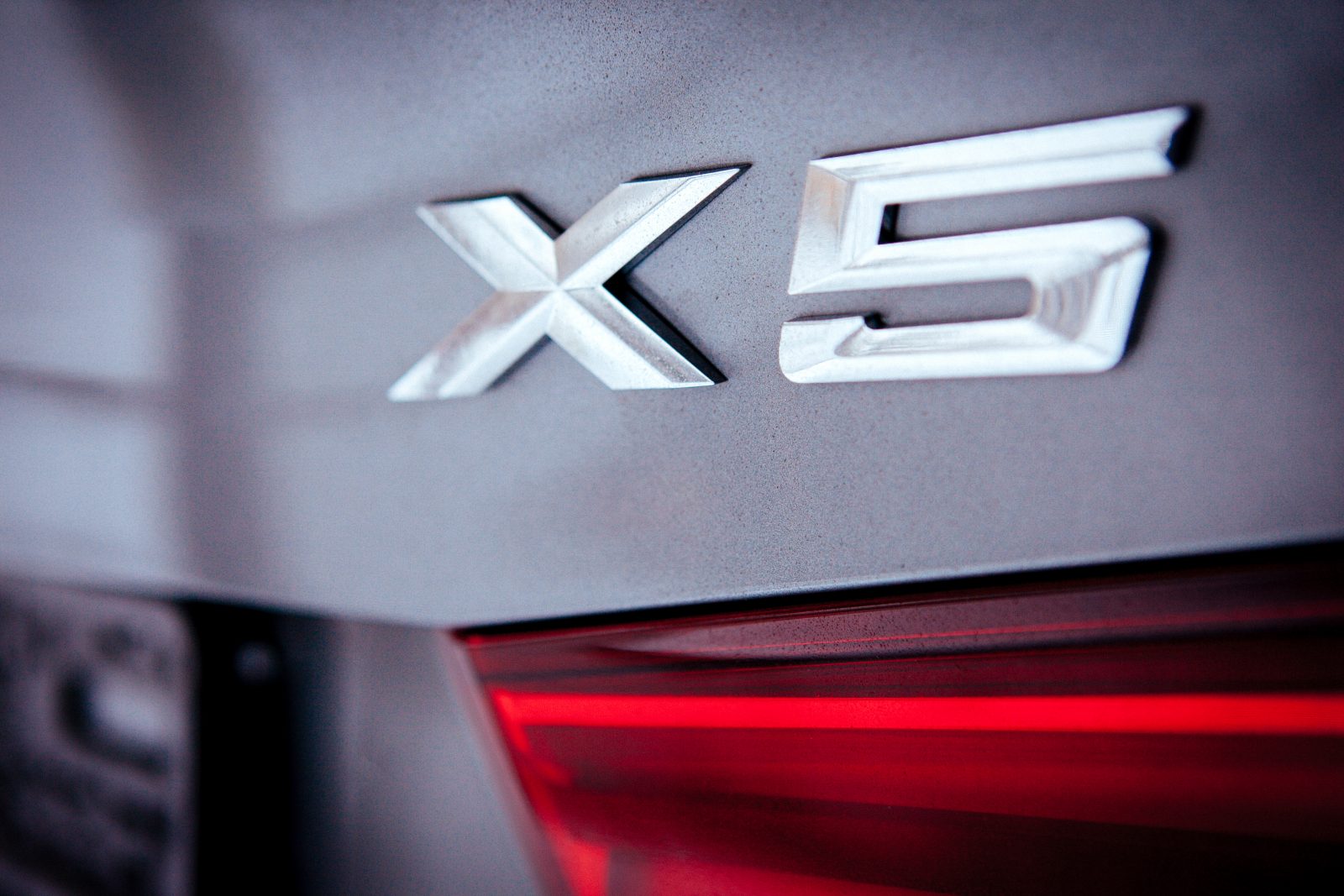 Car Dog Cages, Crates & Transit Boxes for BMW X5 | TransK9