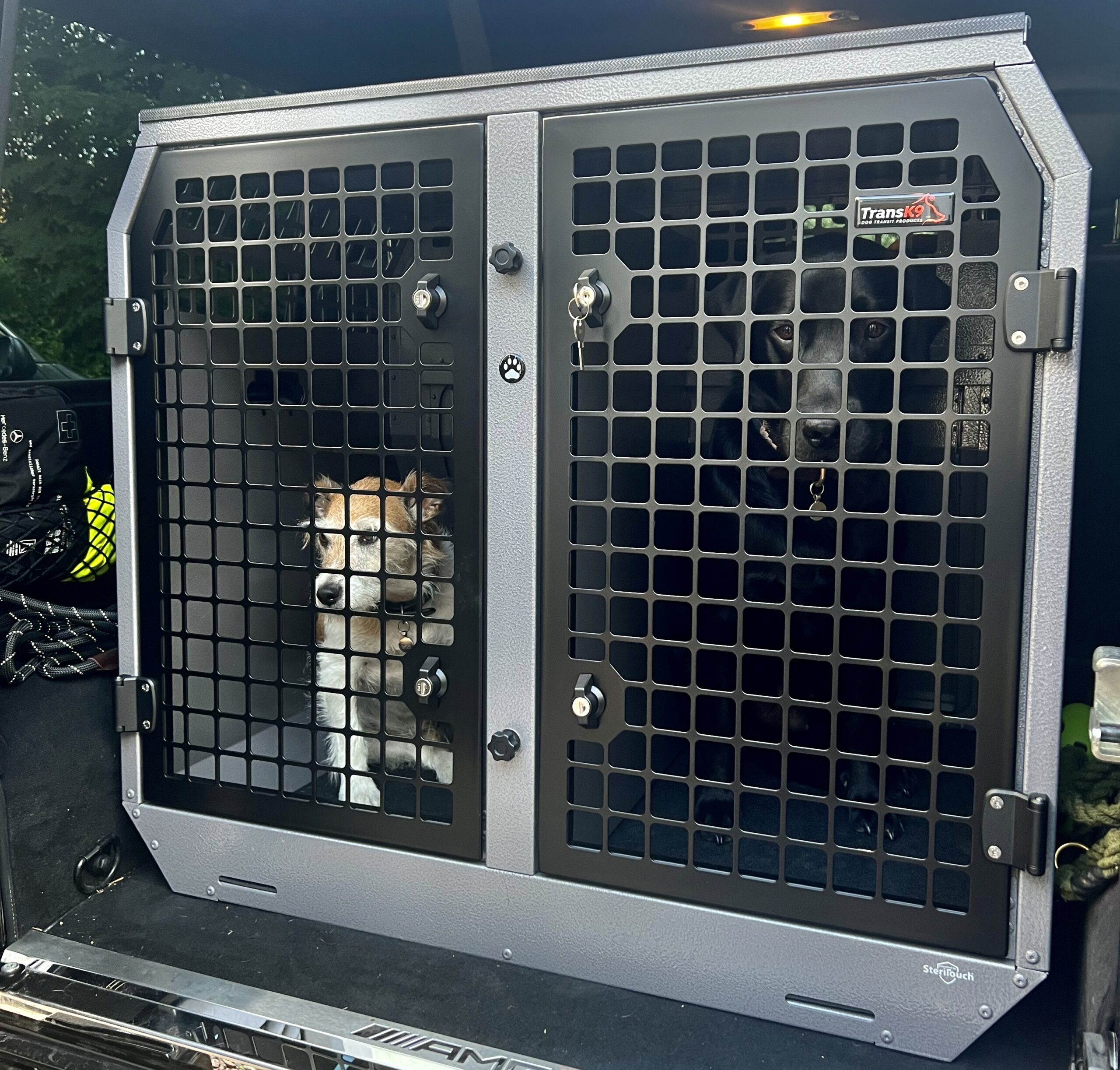 K9/C43 Double Dog Cage for Defender | TransK9