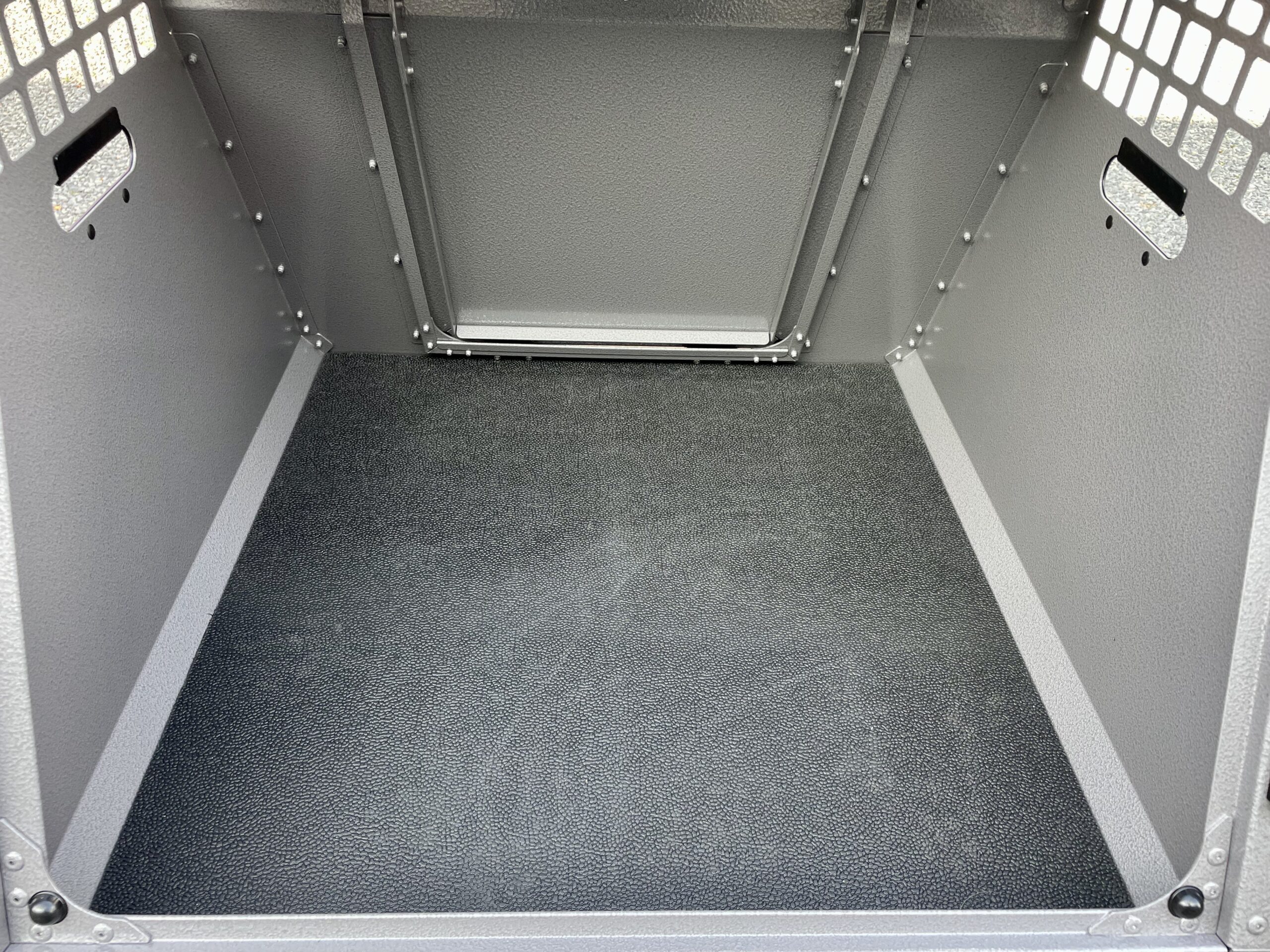 K9/C23 Single Car Dog Crate for Audi, Mercedes, Mazda | TransK9