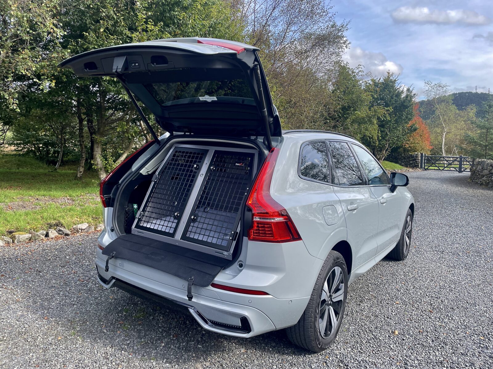 K9/C31 Double Dog Cage for XC60 | TransK9