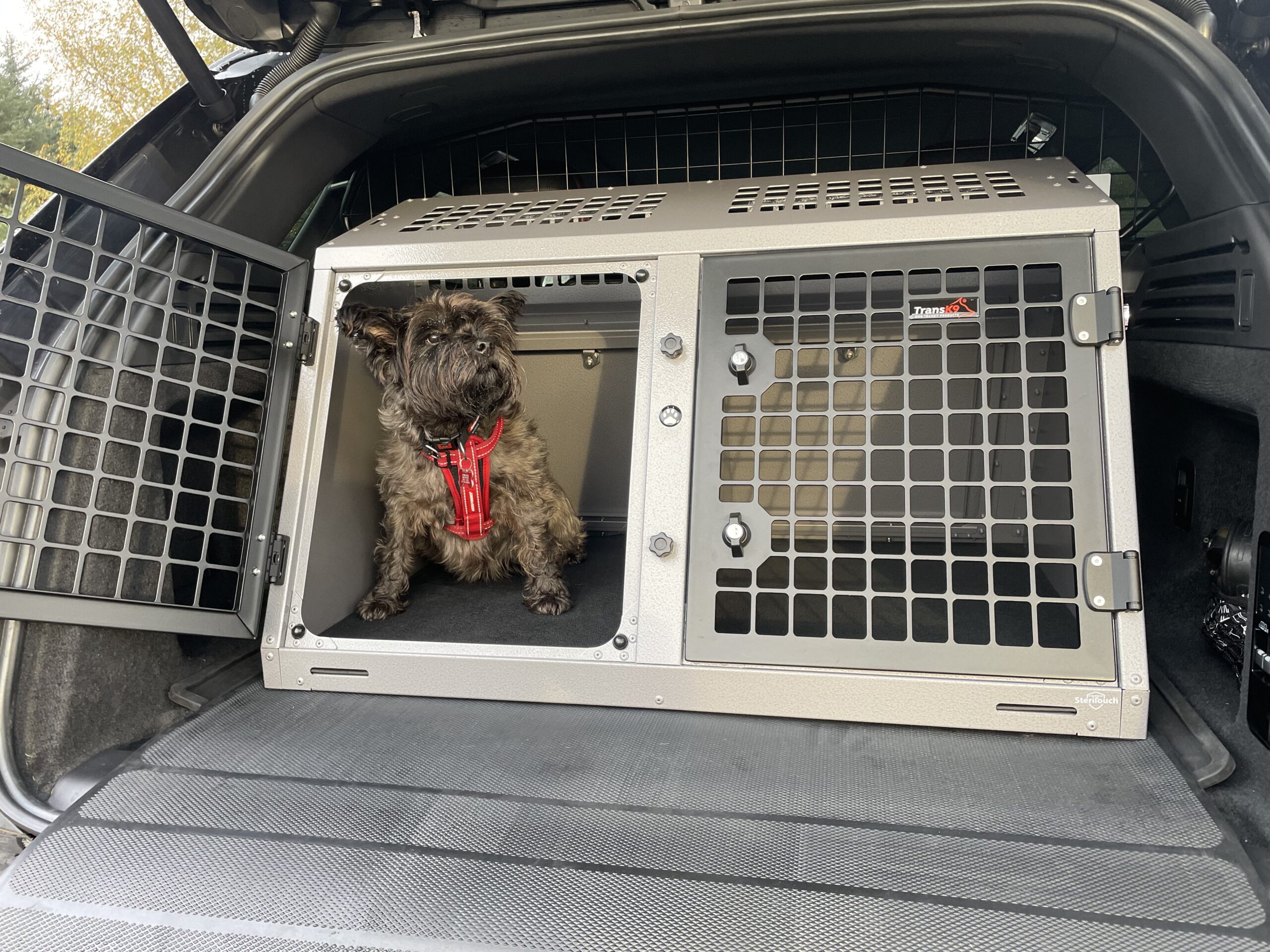 K9/C52 VW T-Roc Car Dog Crate Transit Box | TransK9 Cages