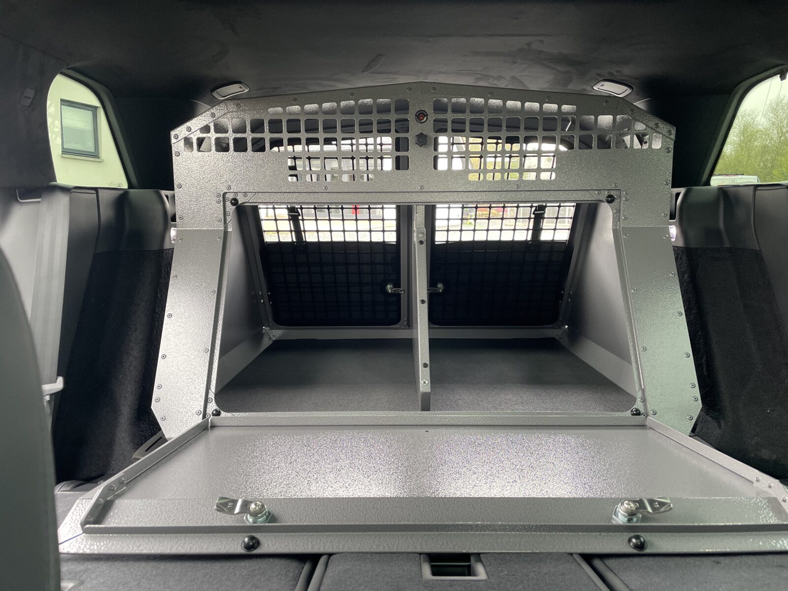 K9/C49 Double Dog Cage for Tucson | TransK9