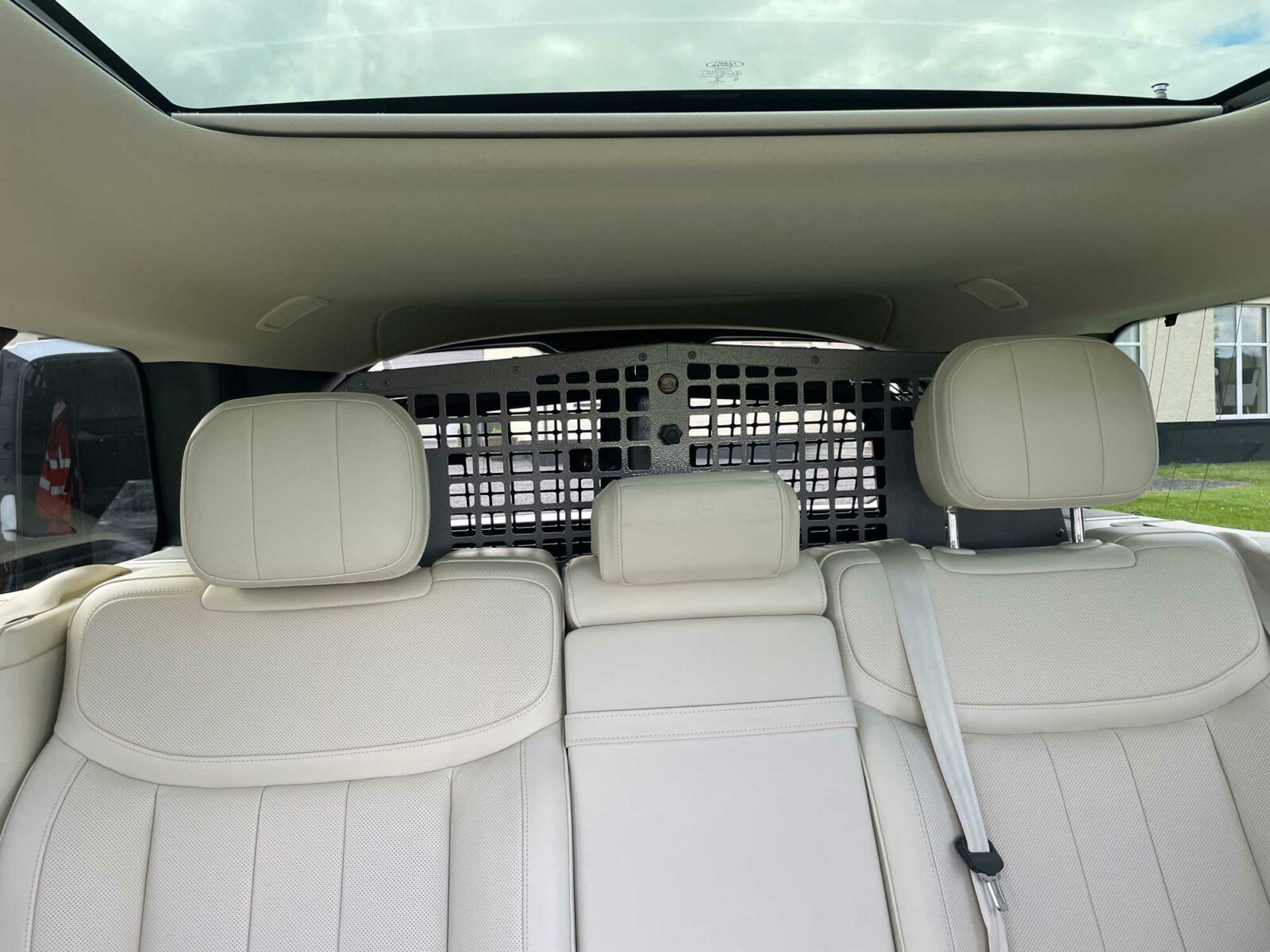 K9/C55 Range Rover L460 Double Dog Car Crate | TransK9 Cages