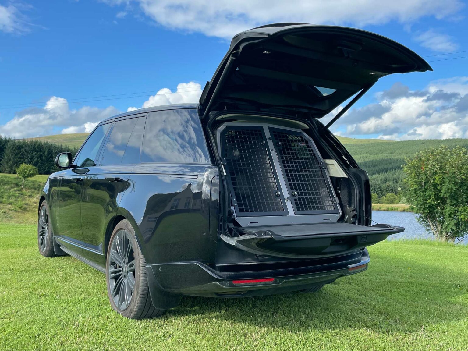 Car Dog Cages, Crates & Transit Boxes for Range Rover L460 2022 ...
